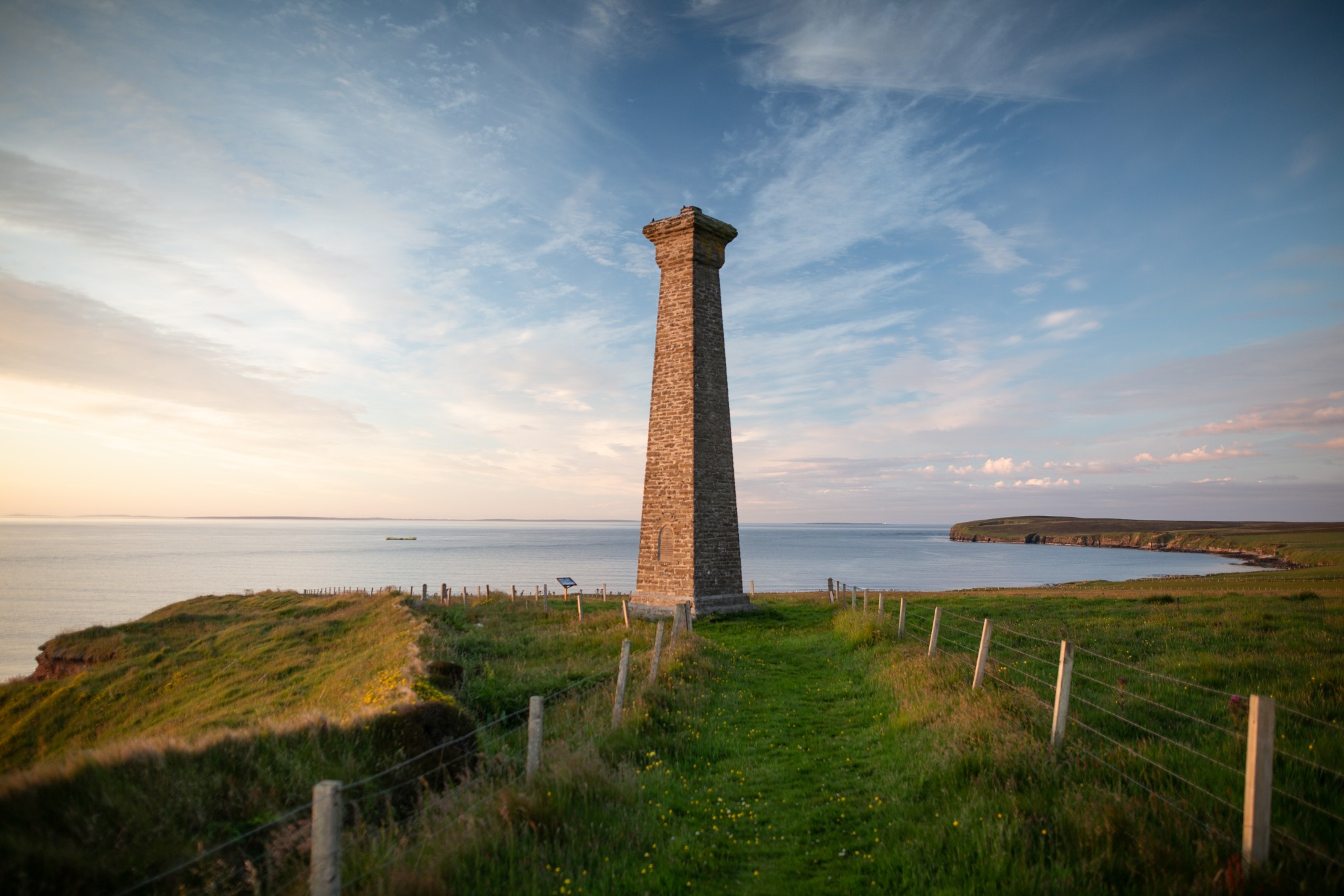Mull Head & Covenanters Memorial | Orkney.com